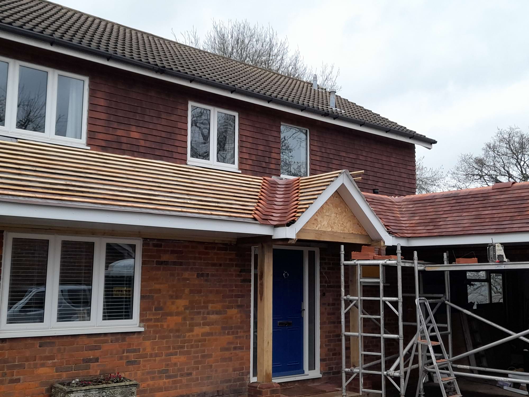 Roof Tiling - Simmons Roofing